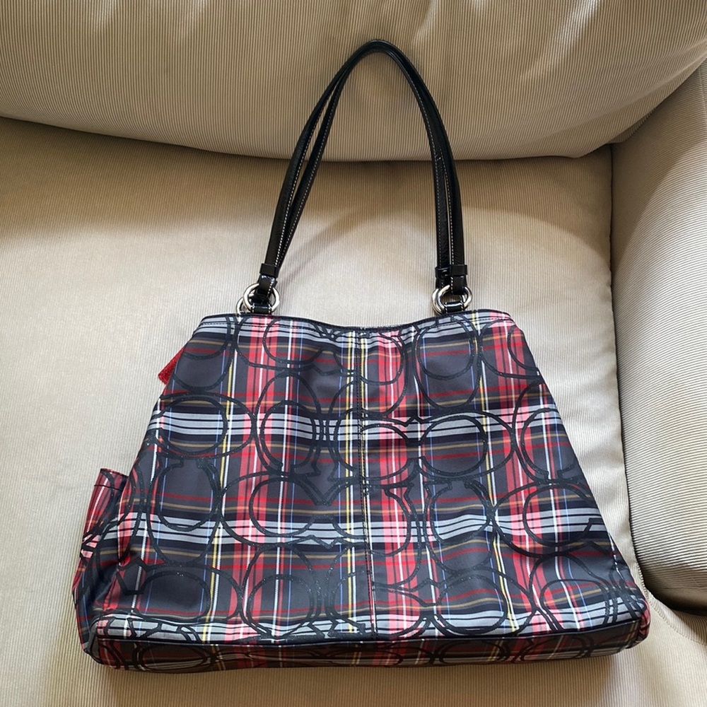 Large Vintage Coach Red And Black Plaid Purse - Gem